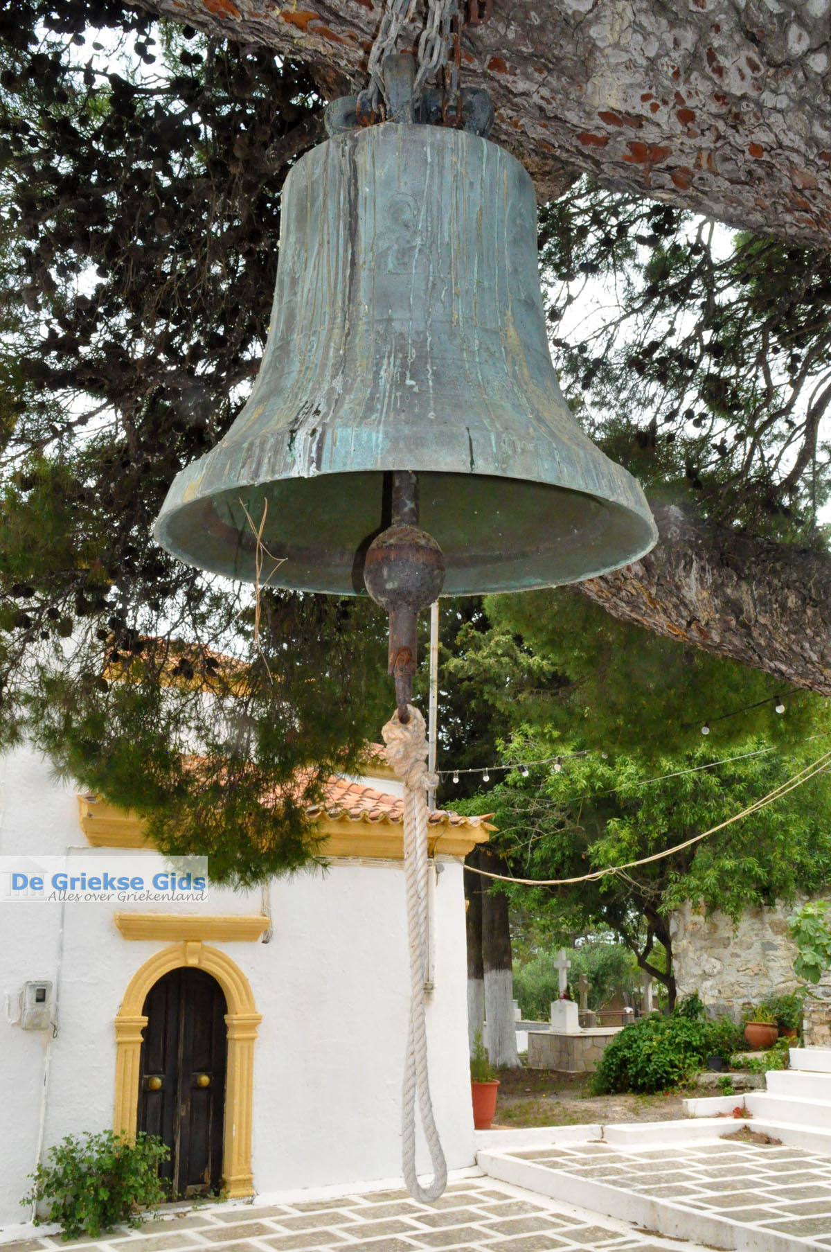 Potamos Kythira | Holidays in Potamos Greece