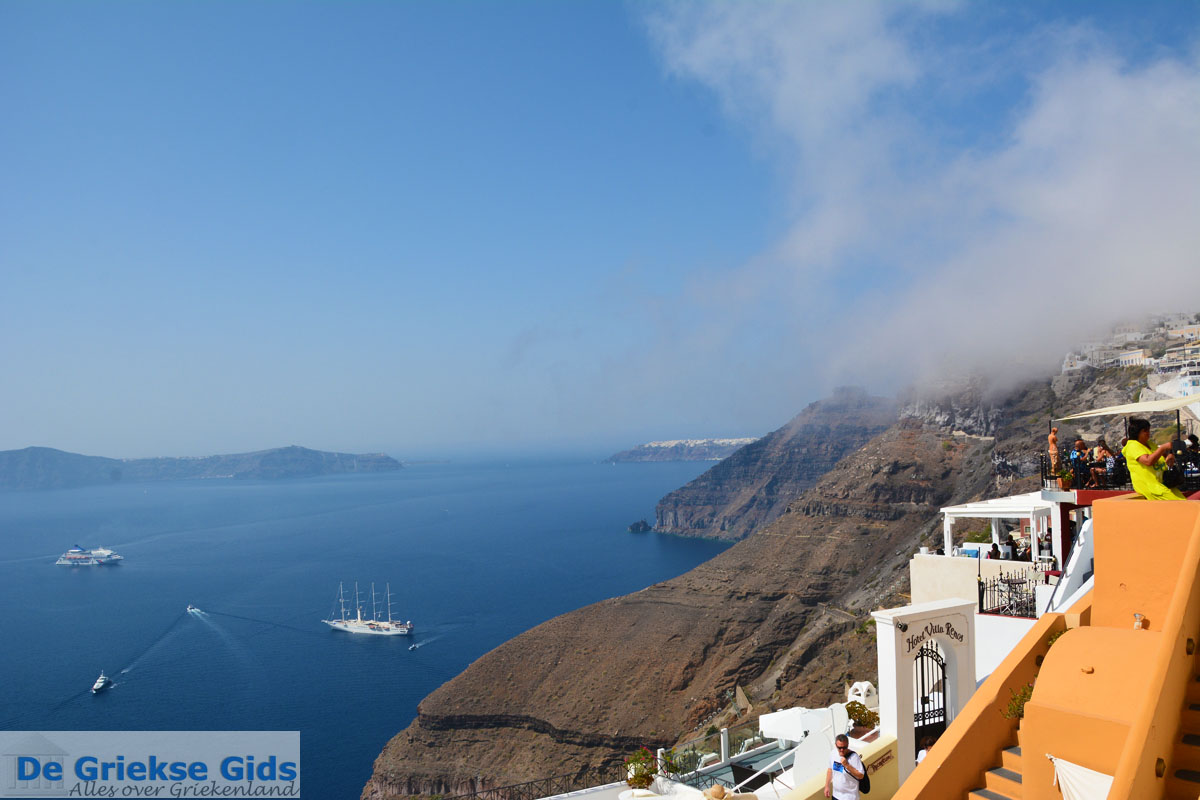 Fira Santorini | Holidays in Fira Greece